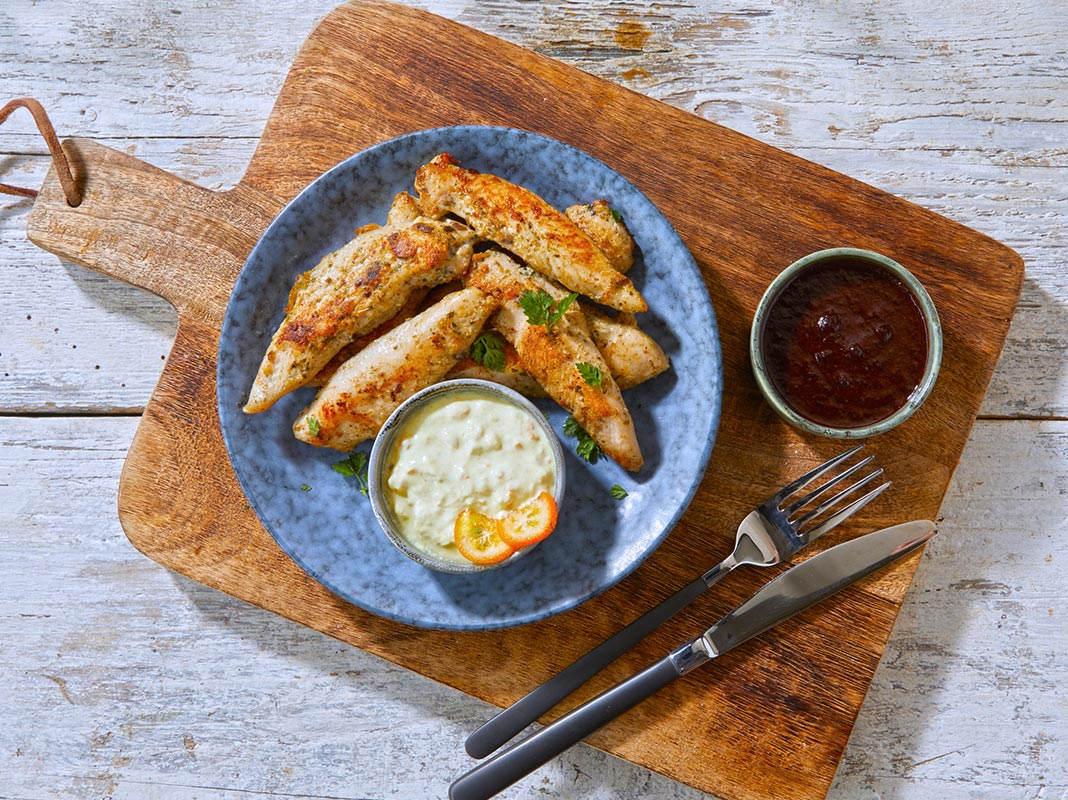 Kipfilet met twee soorten dip